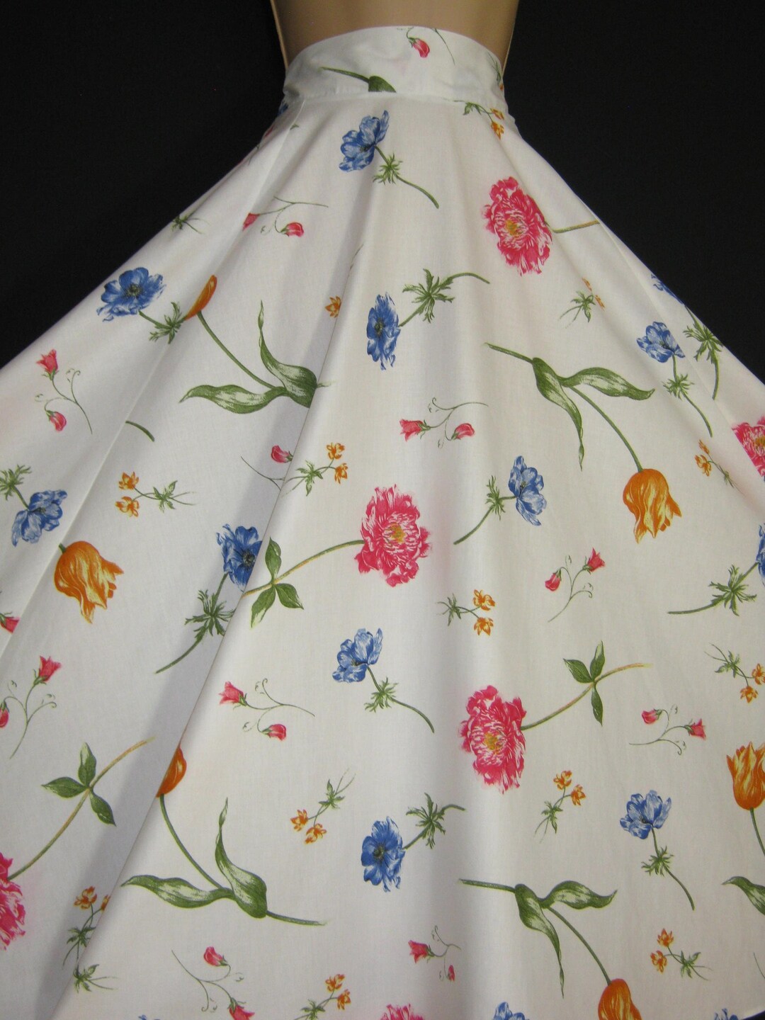 LAURA ASHLEY Vintage Tulip Carnation Full-circle White Summer Skirt ...