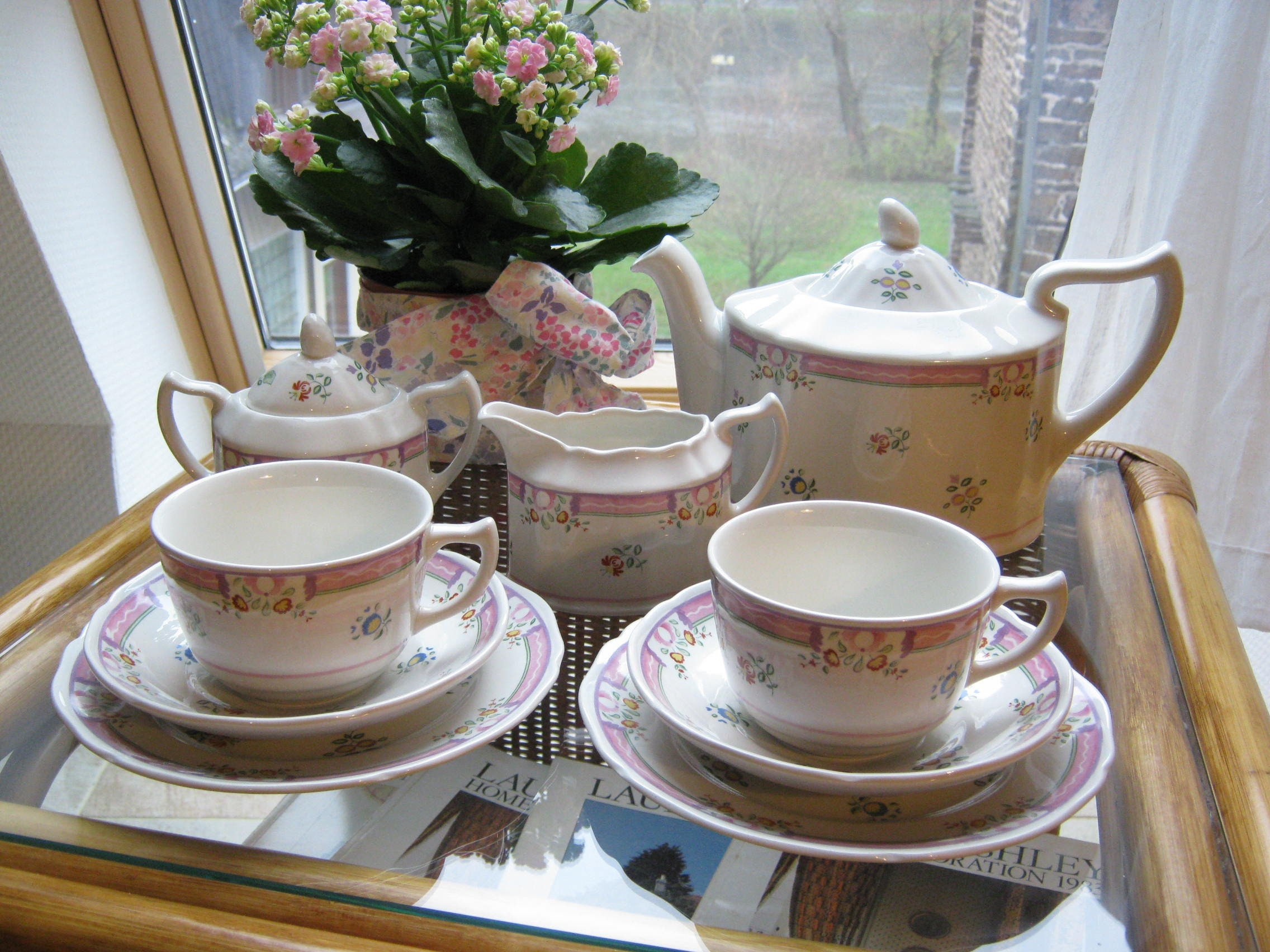 LAURA ASHLEY Vintage 1988 alice Porcelain Regency Style Cottage Floral ...