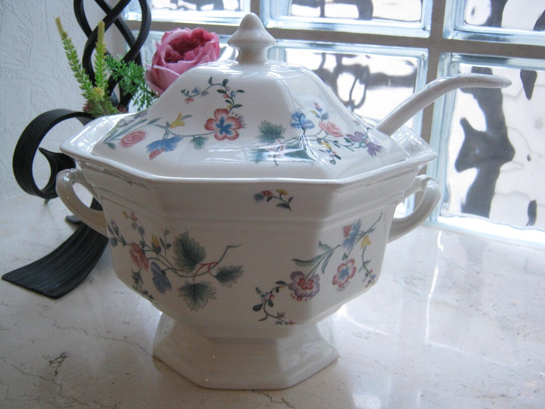 LAURA ASHLEY Vintage XL 1989 "chinese Silk" Soup Tureen With Ladle ...