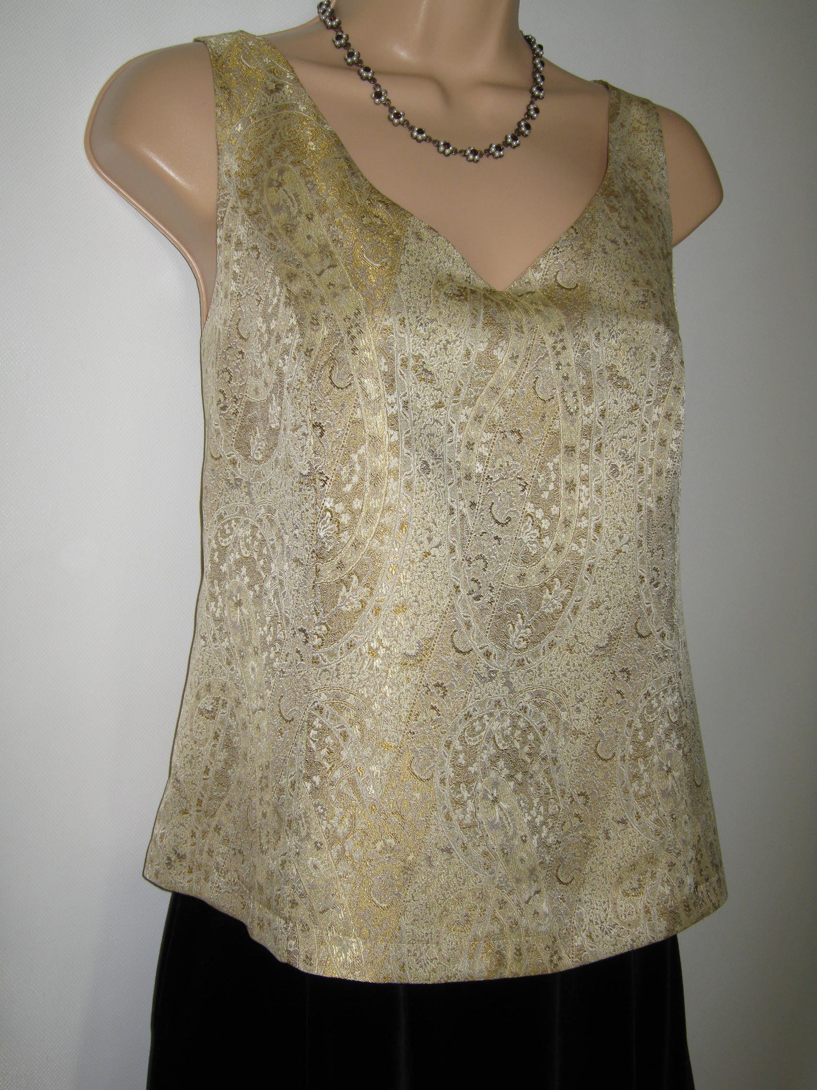 LAURA ASHLEY Vintage Festive Pale Gold Brocade Paisley Evening Vest ...