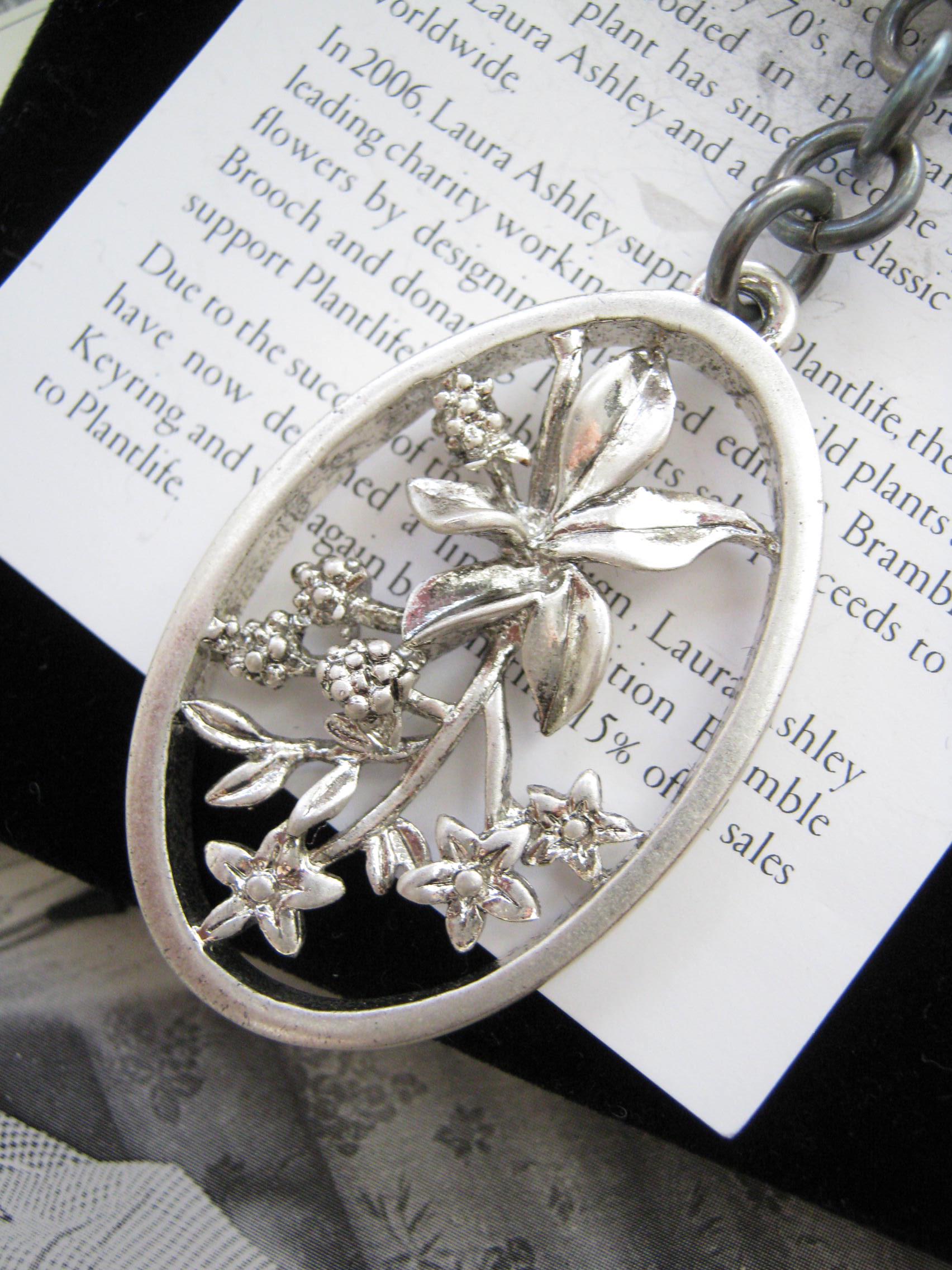 LAURA ASHLEY Limited Edition Bramble Keyring in Original Box - Company ...