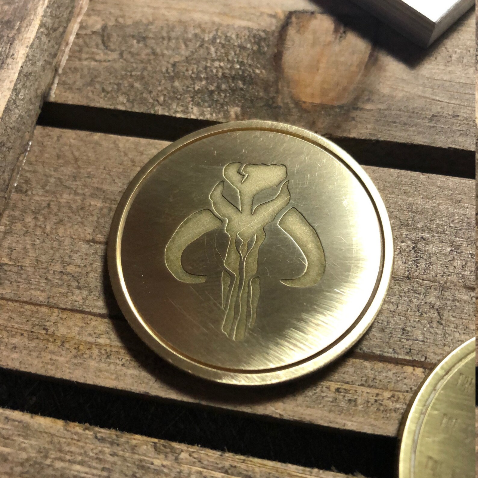 Mandalorian Code of Honor Mythosaur Skull Challenge Coin Real - Etsy