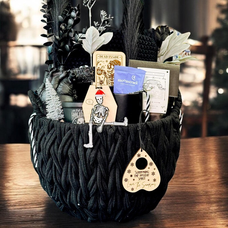 Cozy Basket Goth - Etsy