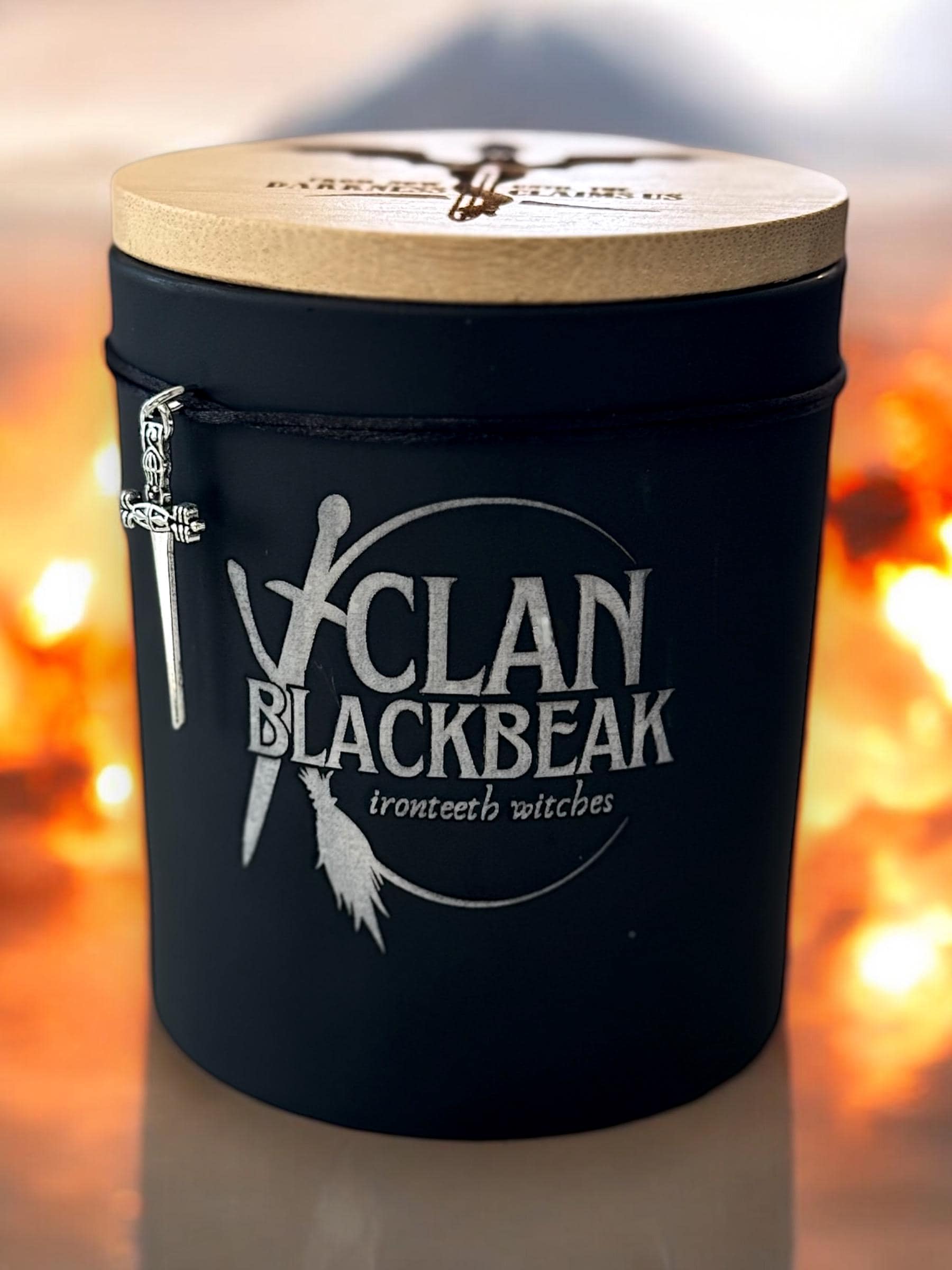 Manon Blackbeak Book Box | the Thirteen | Ironteeth Clan | Bookish Box ...