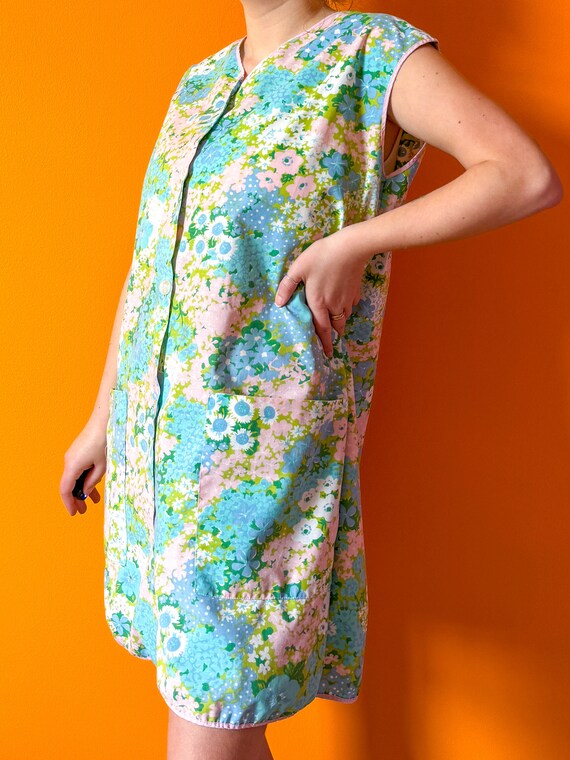 1960s Vintage Blue Floral Button Up House Dress || XL… - Gem
