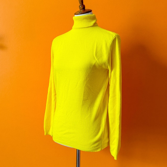 1960s Vintage Yellow Turtleneck Sweater || S / M || f… - Gem