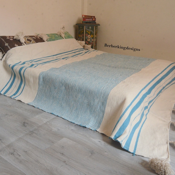 Moroccan Pom Pom Blanket - Etsy