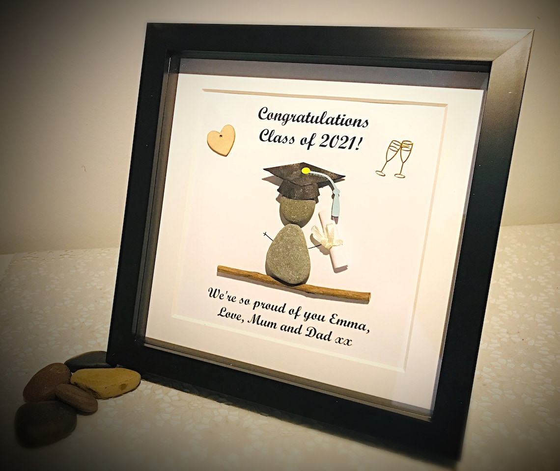 Personalised Graduation Gift Graduation Pebble Art | Etsy