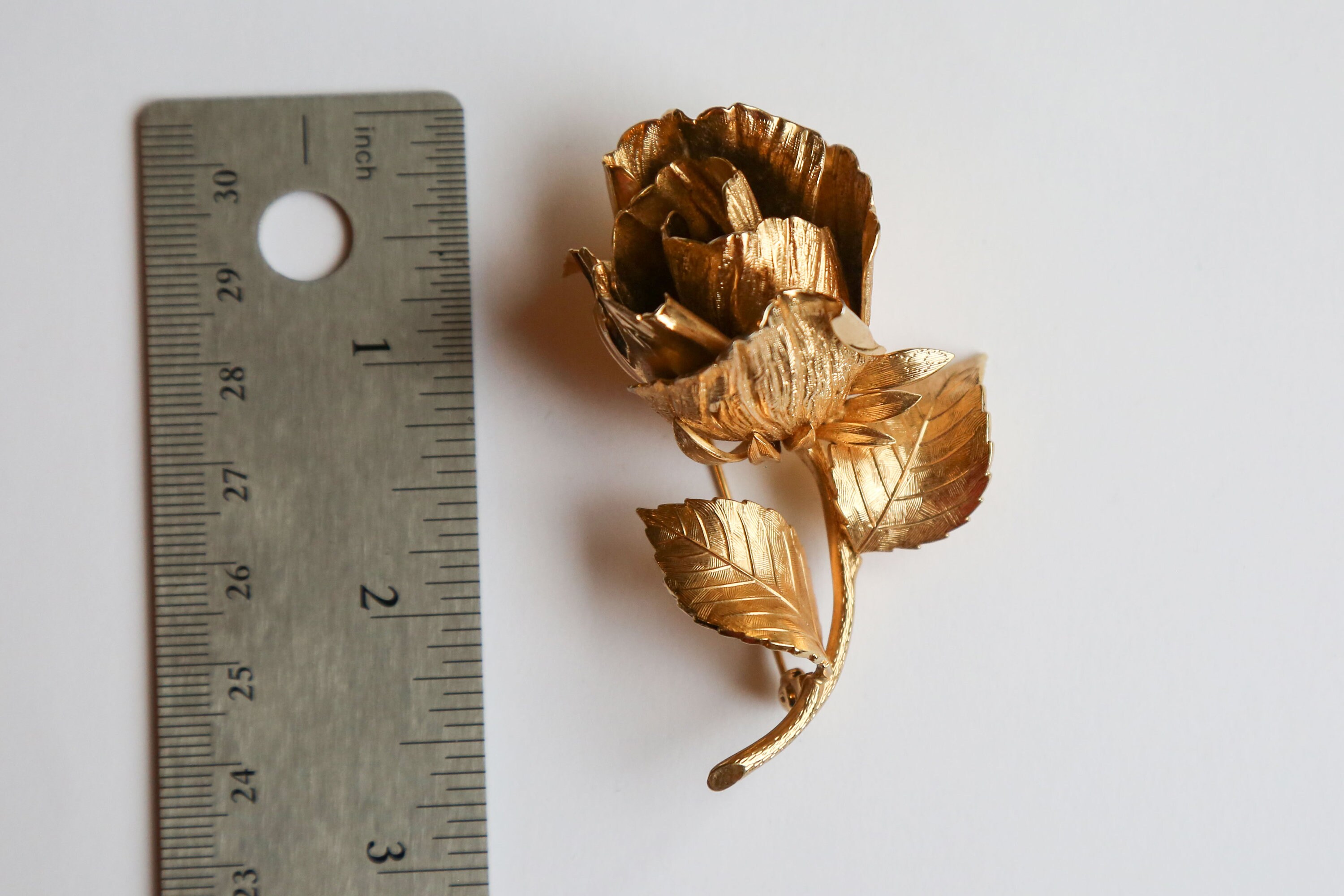 Vintage 1967 Grosse Flower Brooch in Gold Tone Metal Large 3D Floral ...