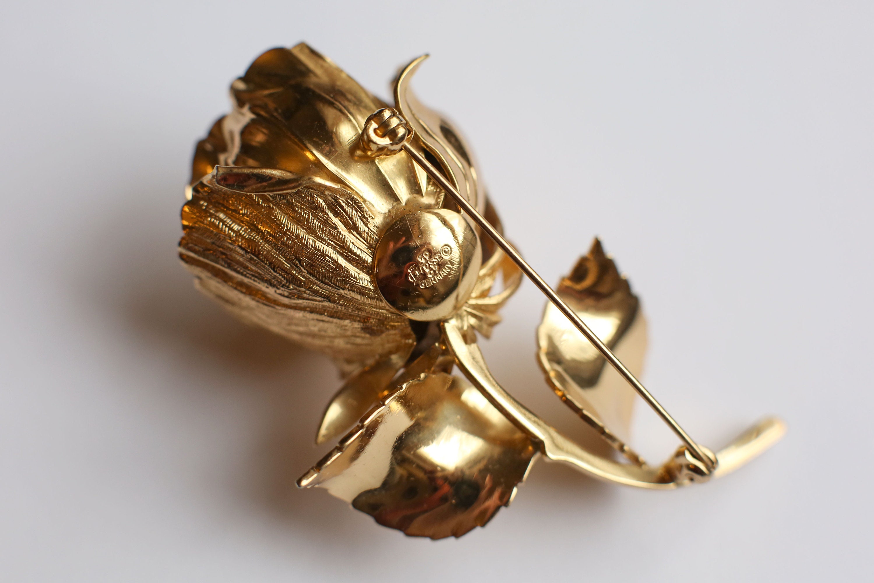 Vintage 1967 Grosse Flower Brooch in Gold Tone Metal Large 3D Floral ...