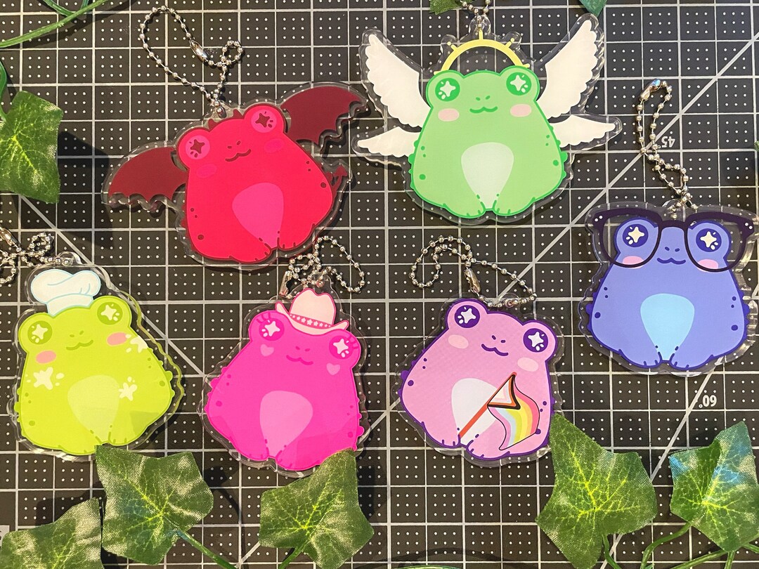 Cute Frog Keychain - Etsy
