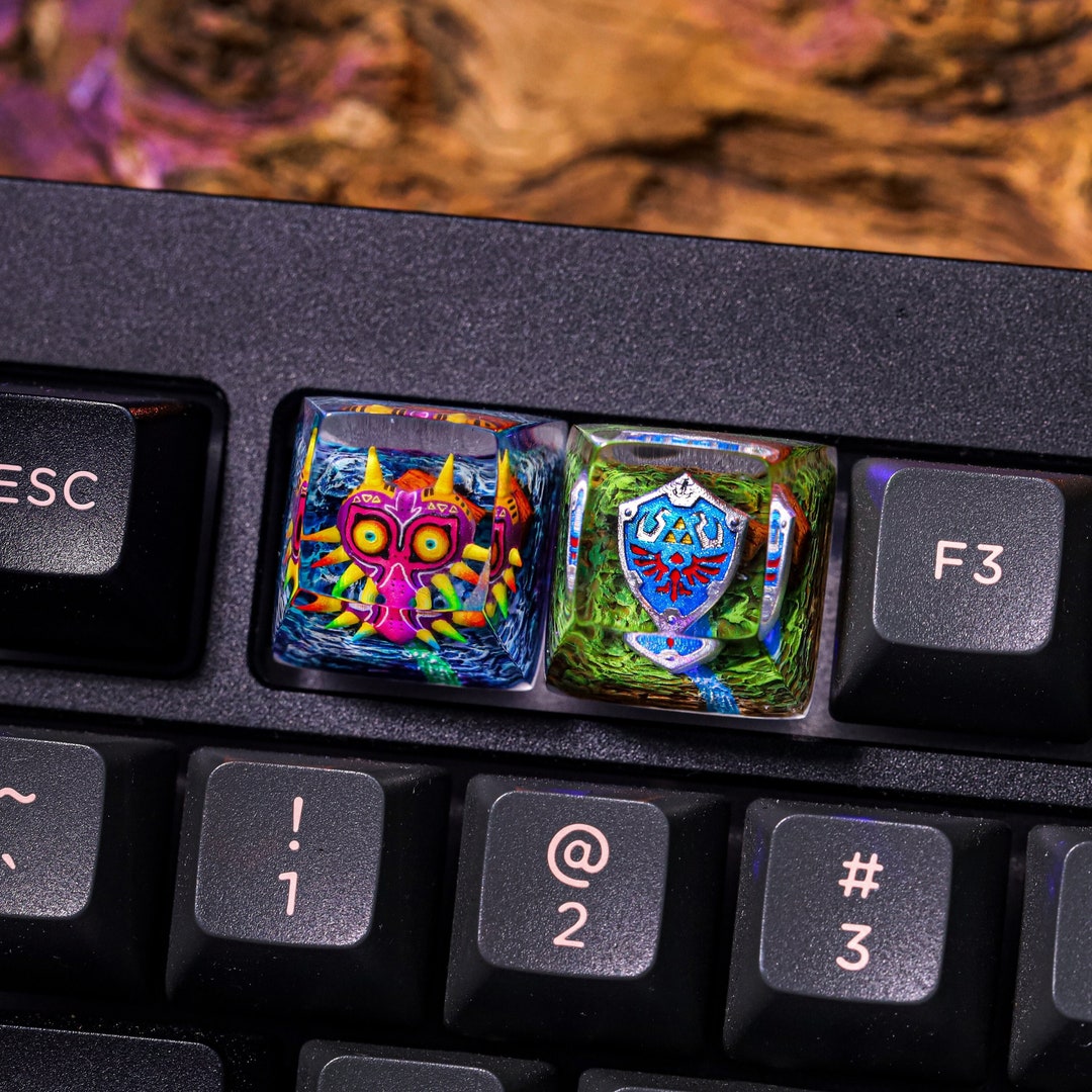 Ma.jo.ra Mask Artisan Keycap, Zel.da Shield Le.gend of Zel.da Resin ...