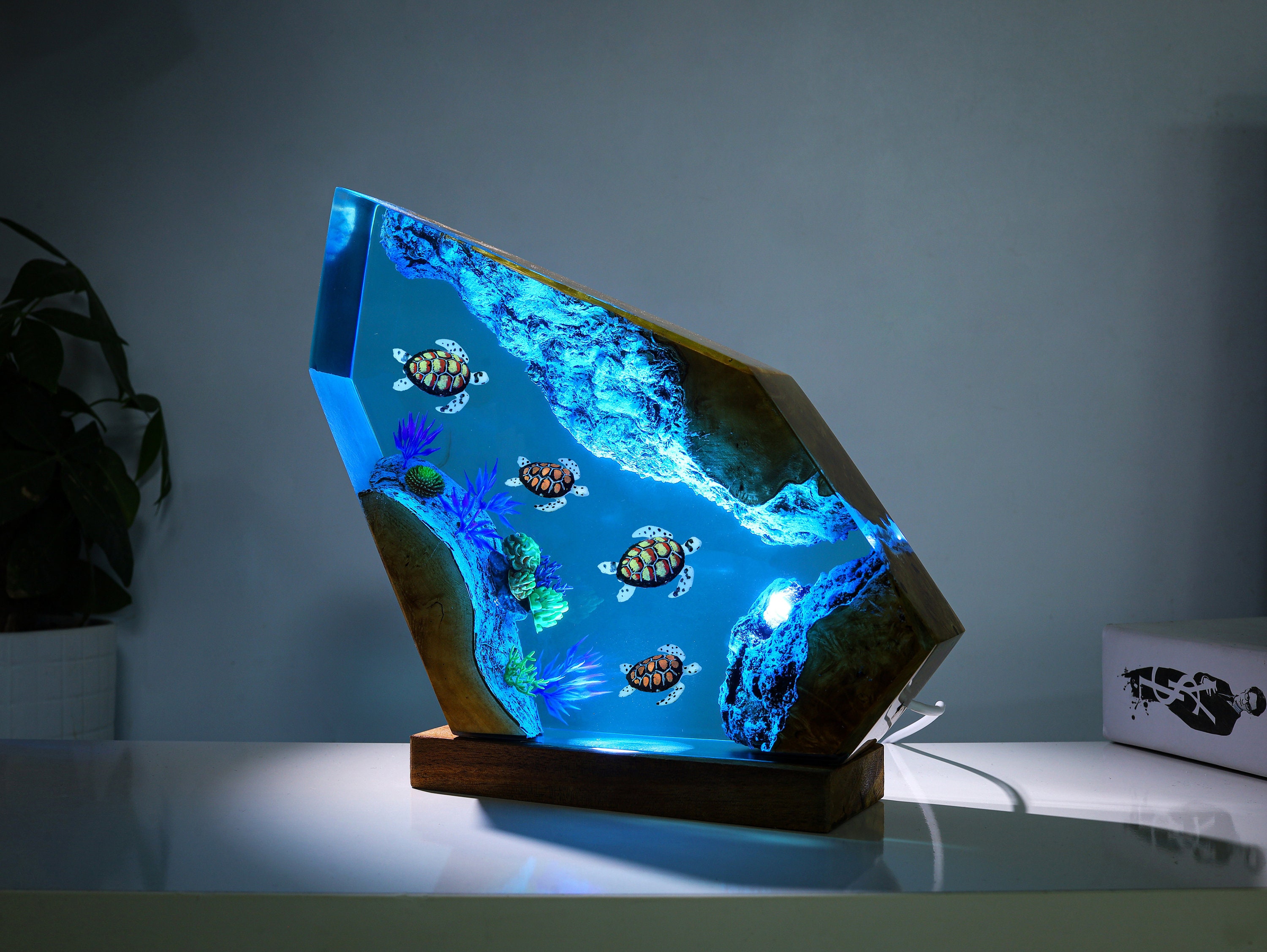 Sea Turtles & Coral Epoxy Resin Night Light, Sea Creatures Lamp, Coral ...