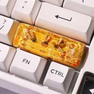 Cute Bee and Honey Keycap Sweet Honey Bees Artisan Keycap Custom Escape ...