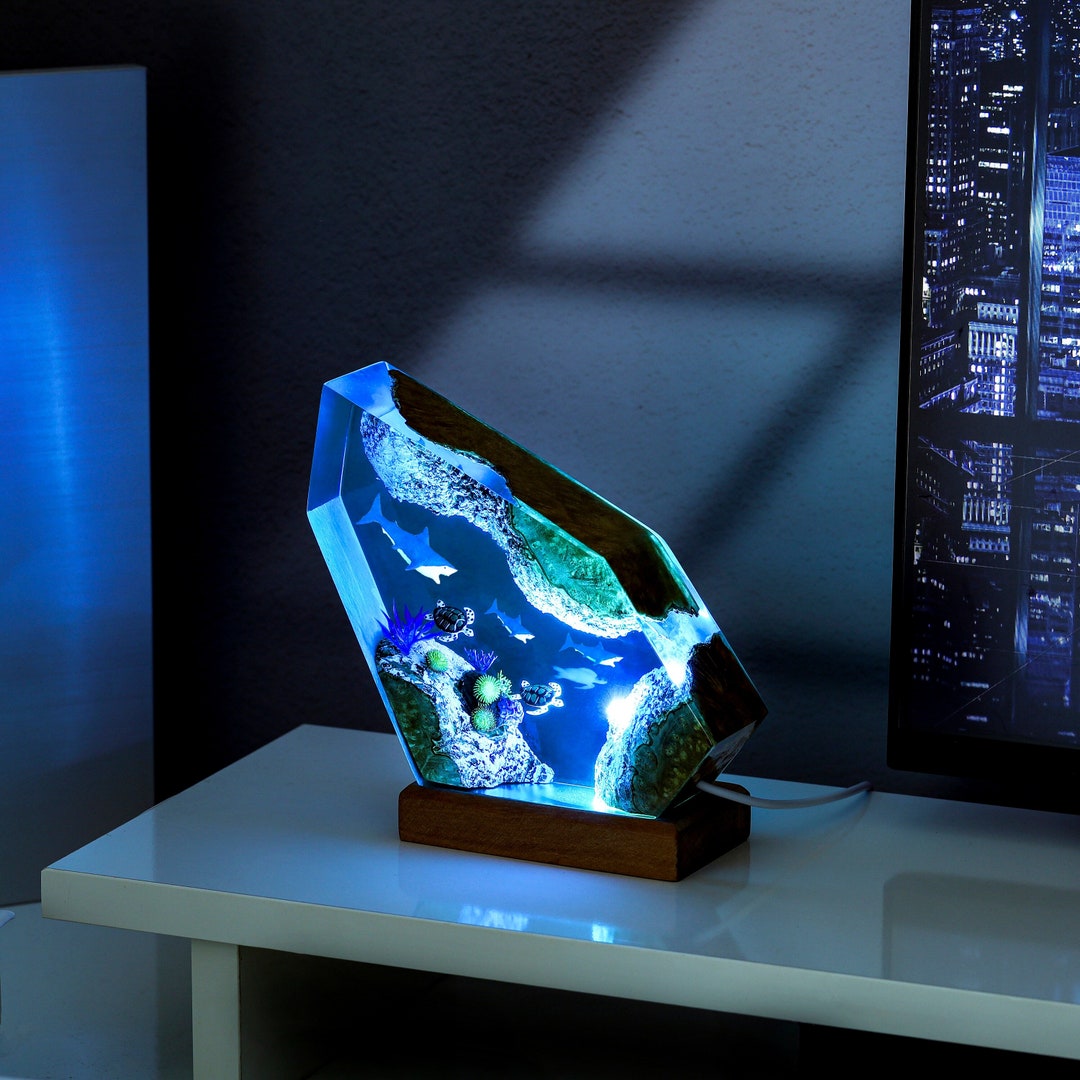 GREAT WHITE Shark Epoxy Lamp, Custom Epoxy Resin Lamp, Resin Night ...