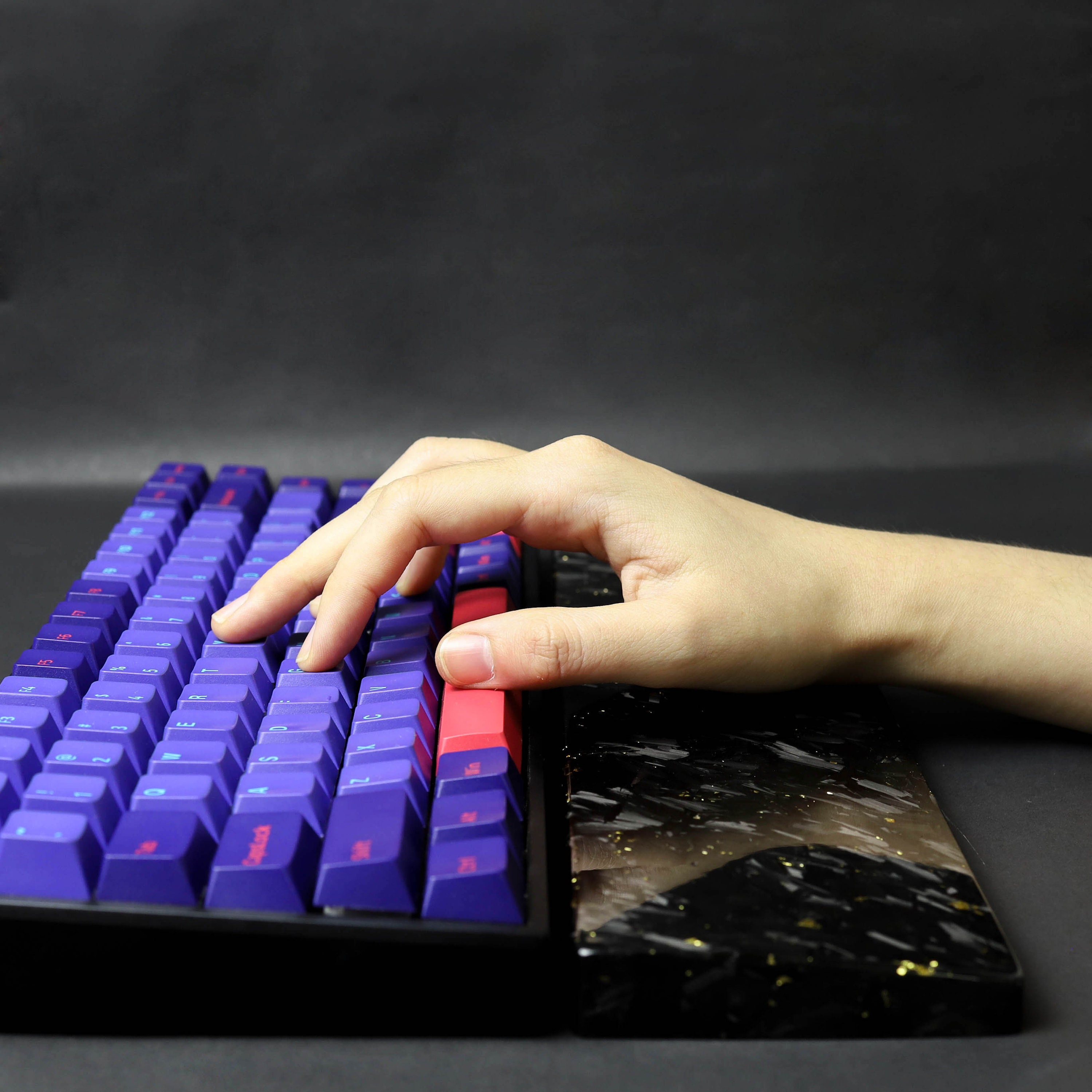 Full Carbon Fiber Wrist Rest, Custom Wrist Rest Black Wrist Rest ...
