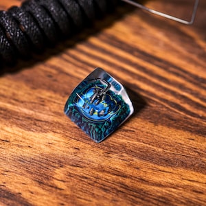 Xeno.morph Artisan Keycap, Custom Star War Resin Keycap, Alien Keycaps ...