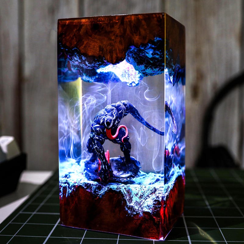 Resin Venom Light - Etsy UK