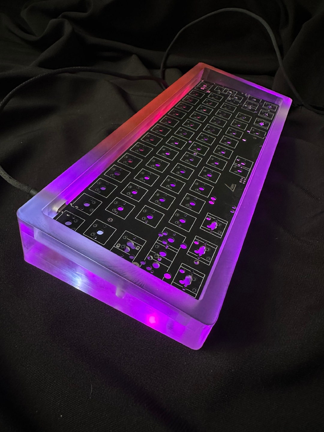 Wood and Clear Resin Case for Mechanical Keyboards, Custom Wood Case 60 ...