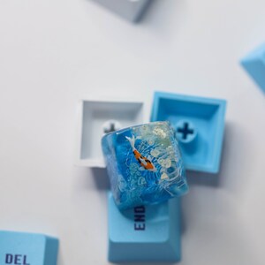 Skyblue Koi Artisan Keycap Skyblue Artisan OEM Keycaps Blue Ocean Koi ...