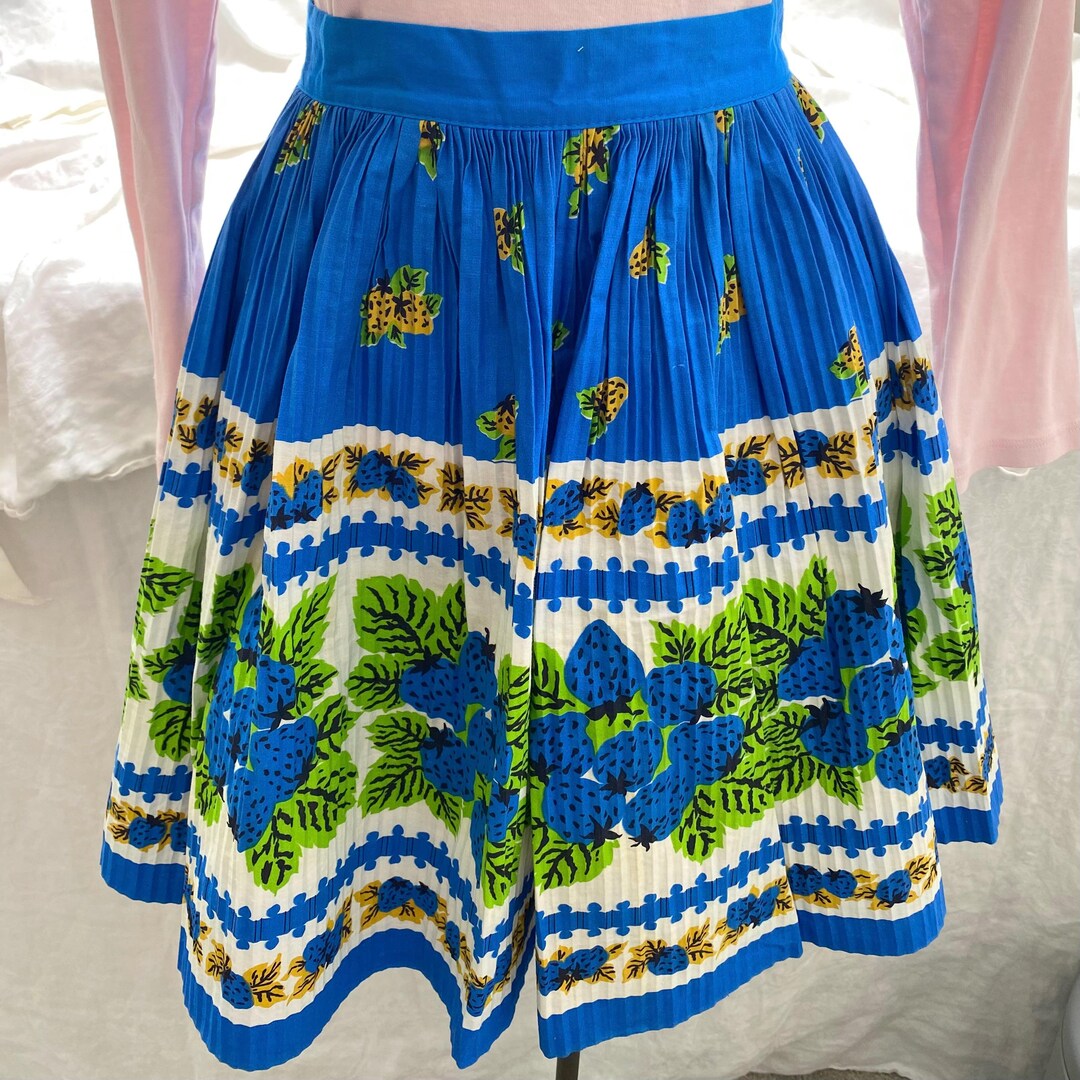 Vintage Pleated Apron: Mid Century Blue Strawberry Print - Etsy