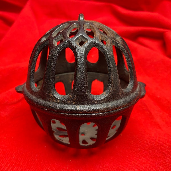 String Holder - Etsy