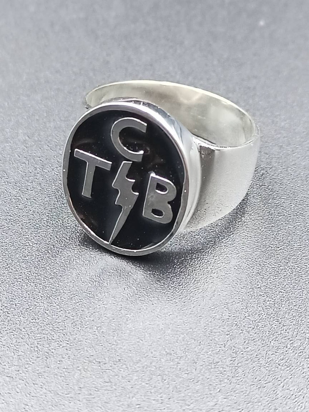 Δαχτυλίδι"t.c.b."elvis Presley."t.c.b". Ring Elvis Presley. - Etsy