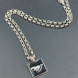 Ασημένιο μενταγιόν Ford Mustang.silver Ford Mustang Pendant. - Etsy