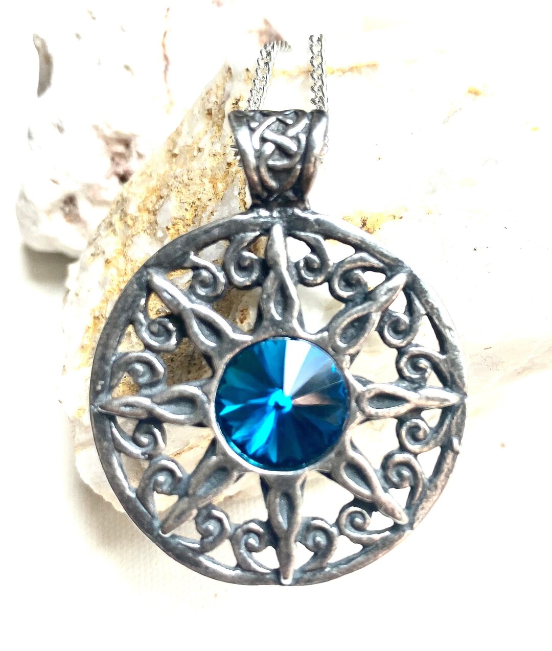 Ring of Heavens - Midgard Star Nordic Pendant - Etsy