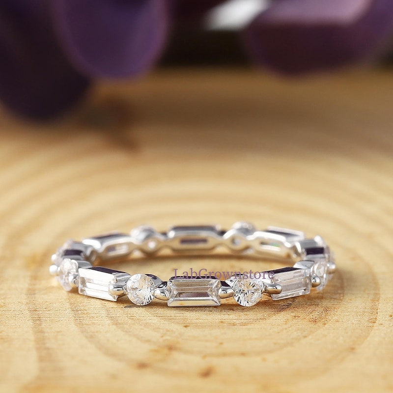 Dot Dash Ring - Etsy