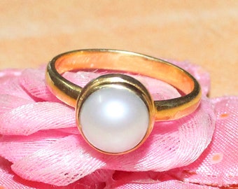 Mukta gold ring design store