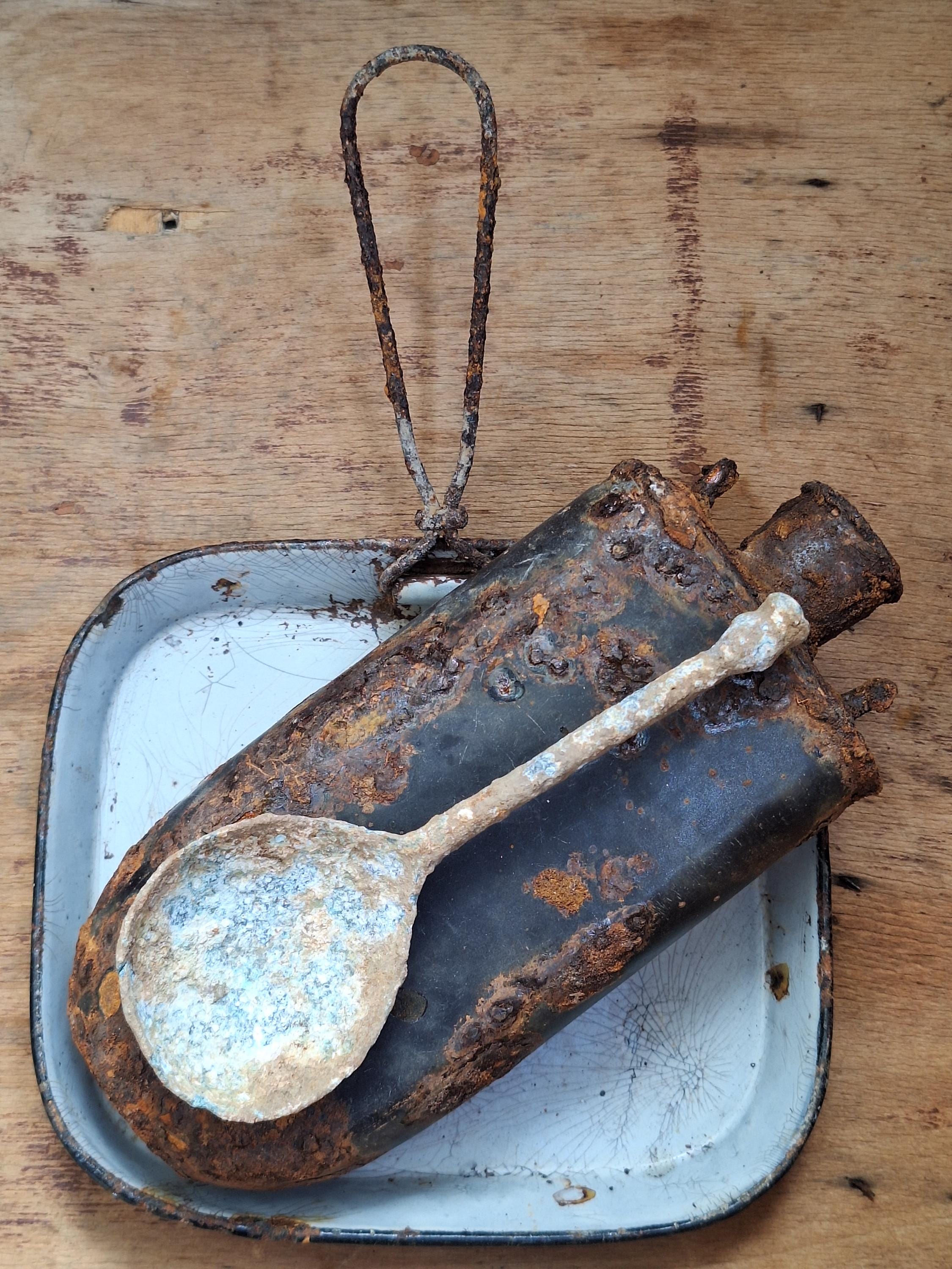 Rare! Combined Lot of Dishes From the First World War, Spoon, Plate ...