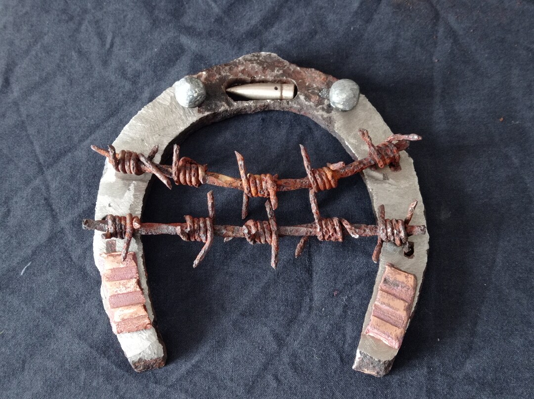 Authentic Relics of the First World War Barbed Wire Ww1 Horseshoe - Etsy