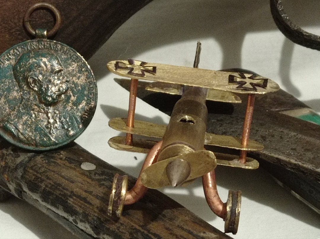 German Imperial Air Force .trench Art Ww1.albatros . Fokker Dr.i ...