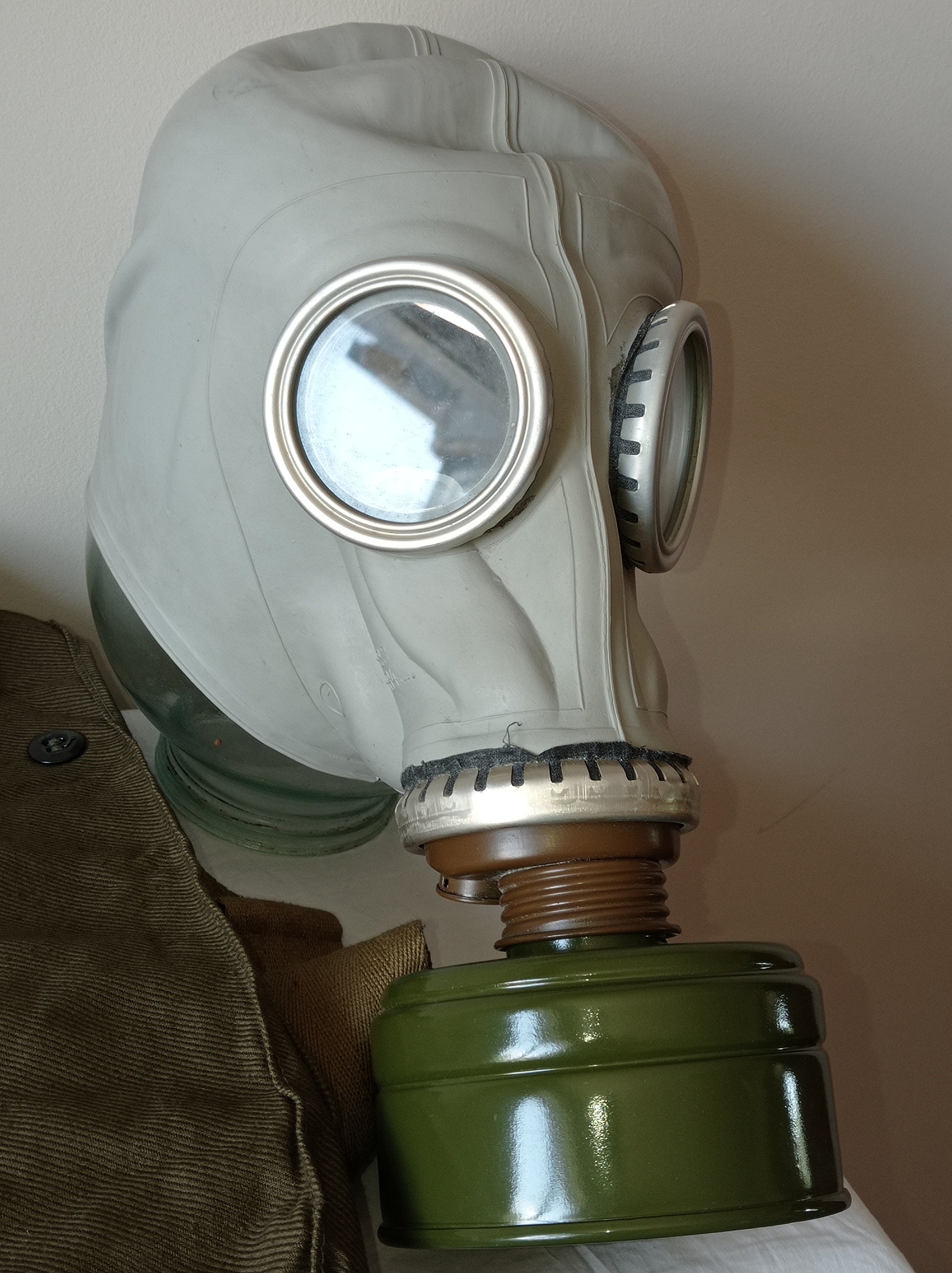 Soviet Gas Mask Kit. Gas Mask Kit GP-5 1 Filter Bag to Carry the Filter ...