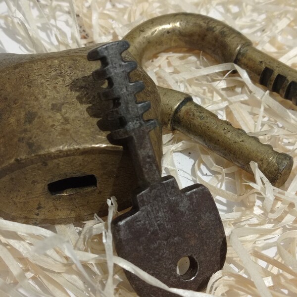 Antique Brass Padlock - Etsy