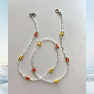 Face Mask Chain, Daisy Beaded Mask Holder, Mask Necklace, Beaded Face ...
