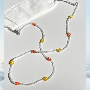 Face Mask Chain, Daisy Beaded Mask Holder, Mask Necklace, Beaded Face ...
