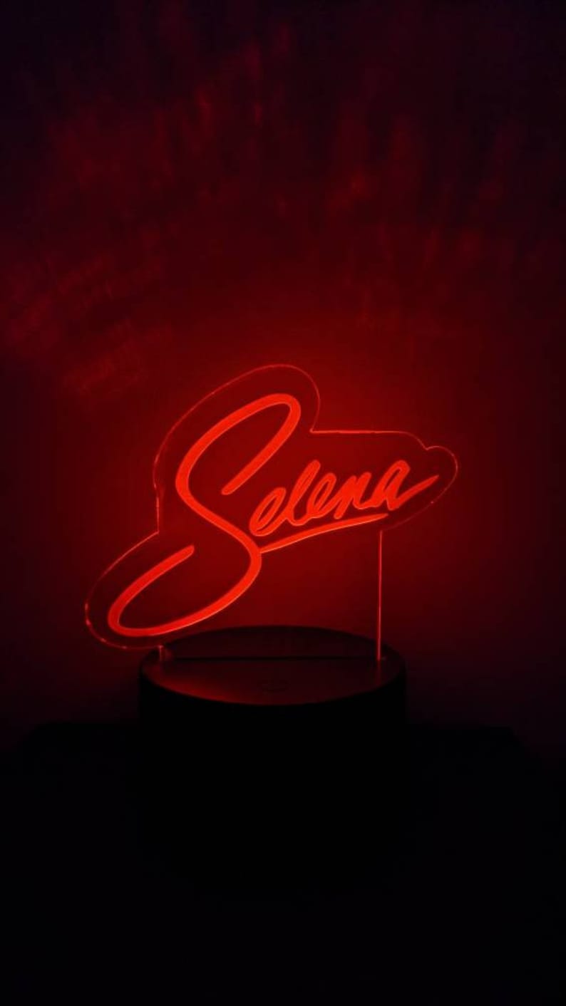 Selena Quintanilla LED Lamp - Etsy