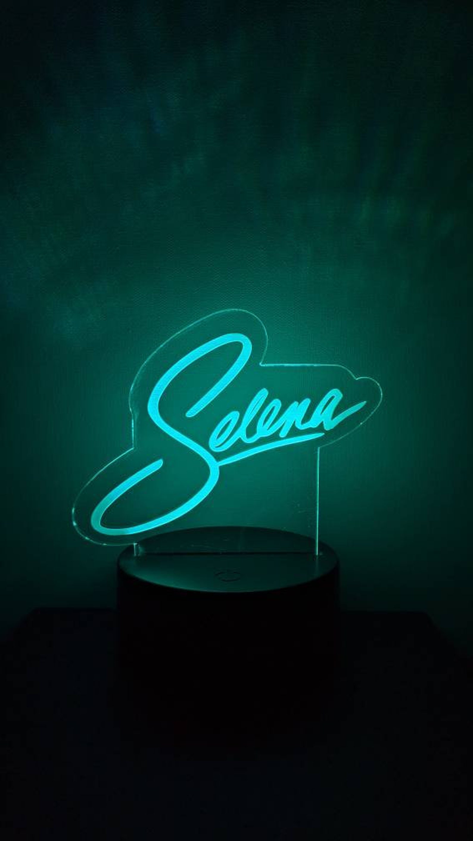 Selena Quintanilla LED Lamp - Etsy