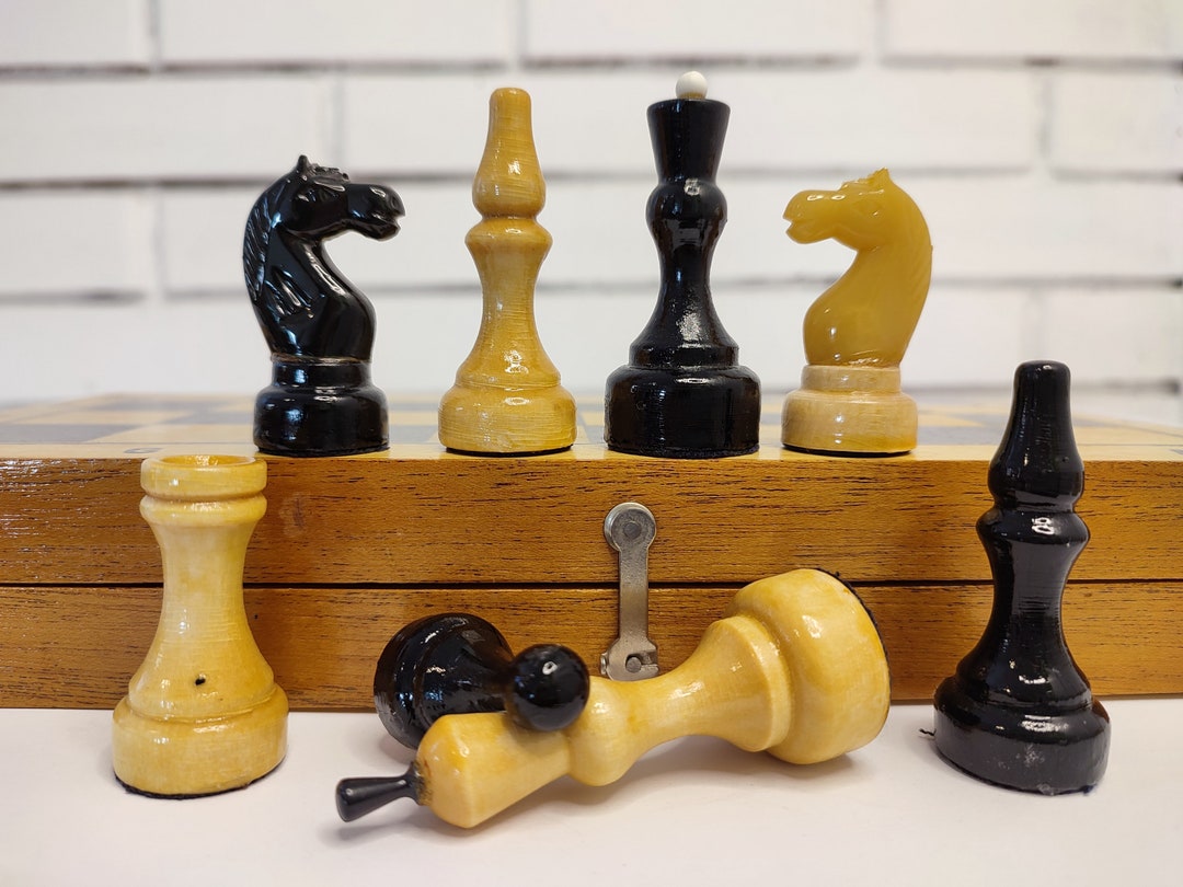 Vintage Soviet Wooden Chess Set, Russian USSR 1970s - Etsy