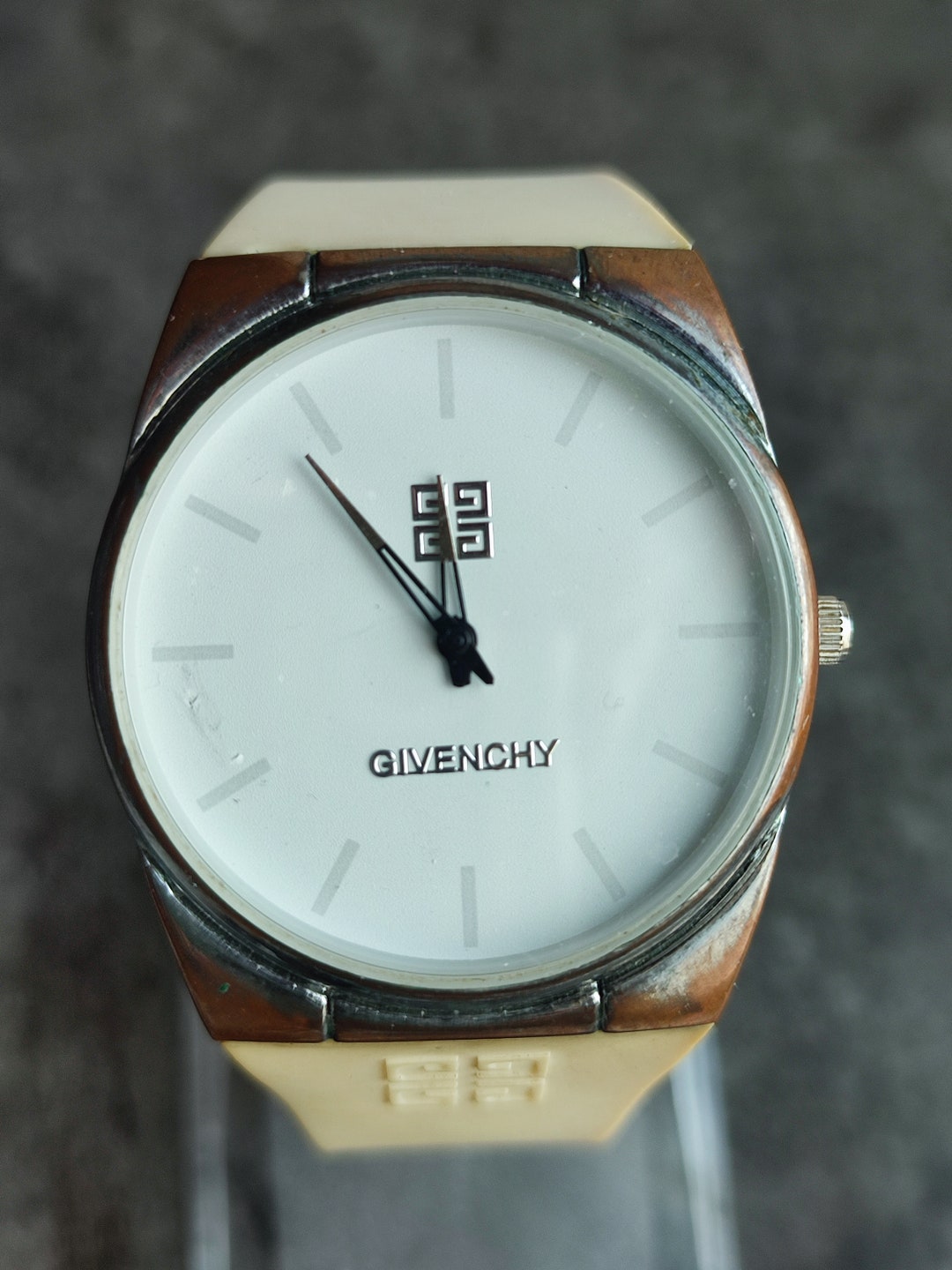 1990's GIVENCHY SWISS Made Men's Quartz Watch Vintage Wrist Watch ...