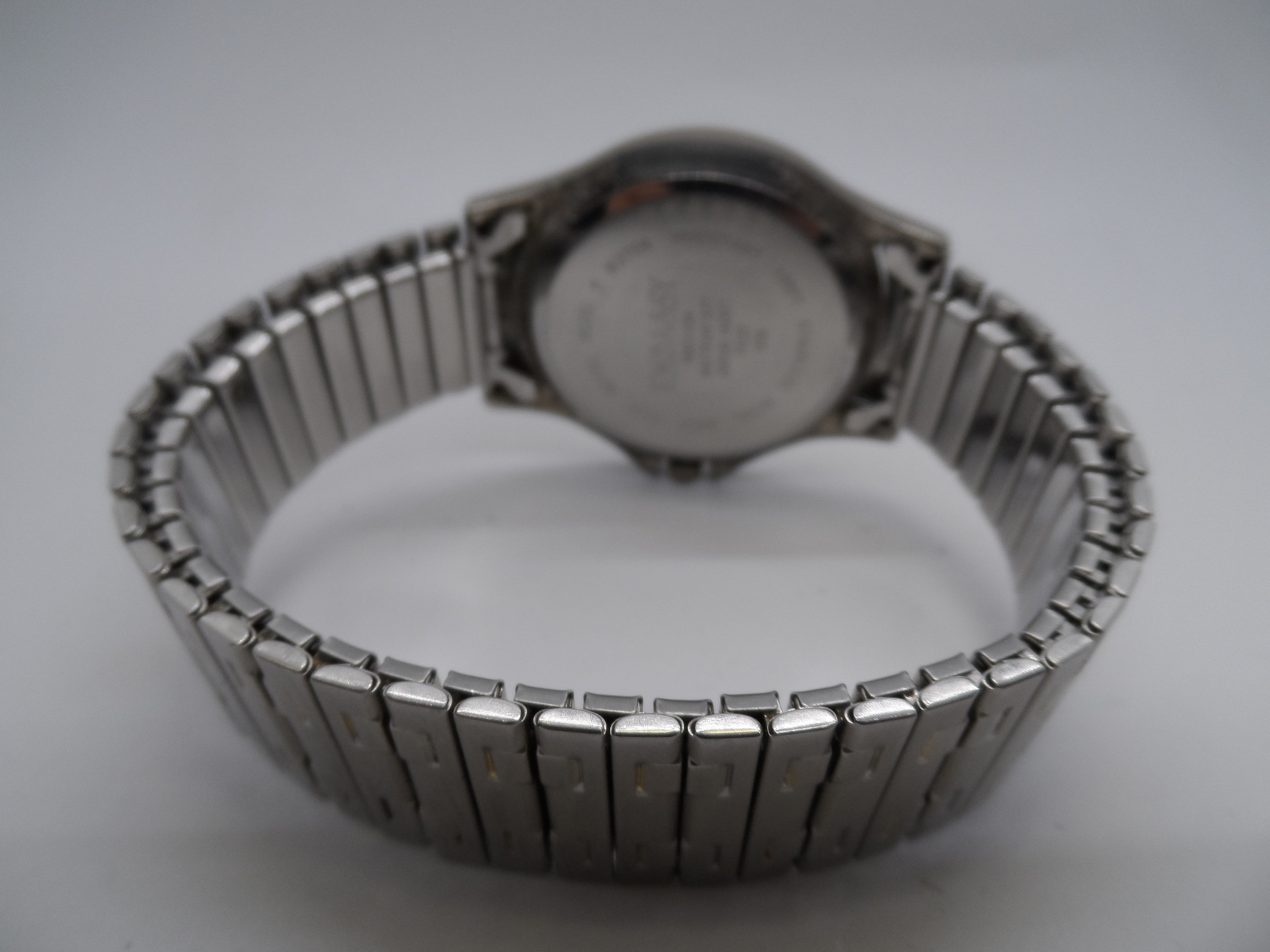 Vintage Embassy Quartz Watch - Etsy