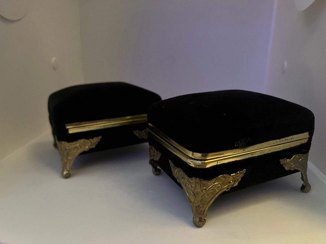 Set of 2 Jewelry Felt Boxes With Gold Tone Stands - Etsy