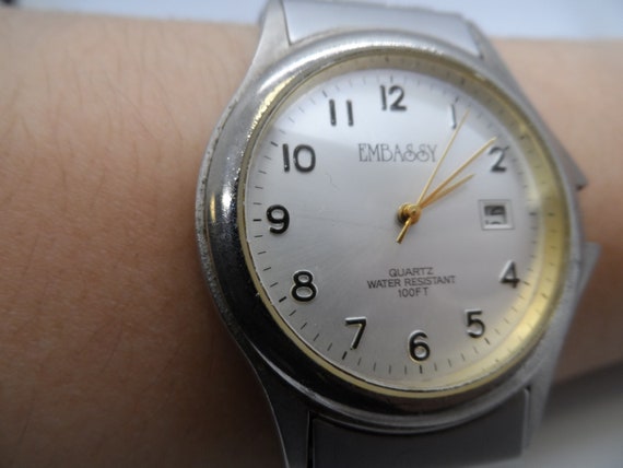 Vintage Embassy Quartz Watch - Gem