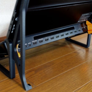 Combo Stand for "blackmagic Design ATEM Mini Extreme" Series & Thin LCD ...