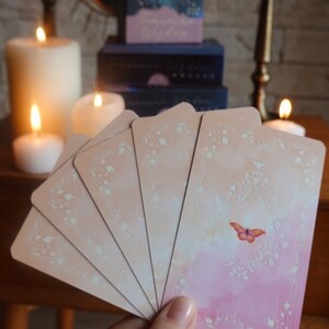 FEMININE WISDOM Oracle Deck - Etsy