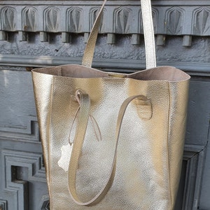 Gold Colour Tote Bag, Elegance Gold Tote Bag, Metallic Effect Golden ...