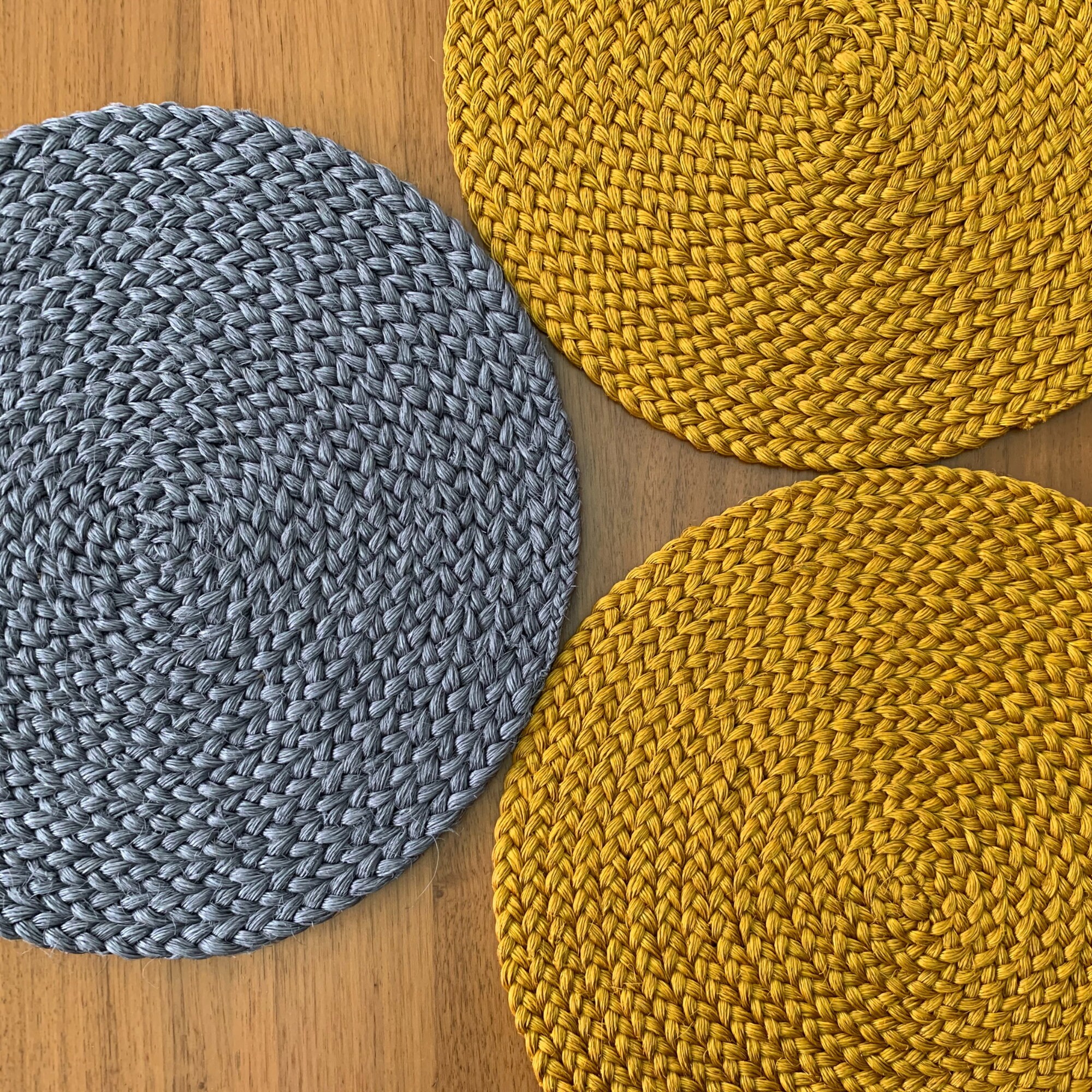 Hand Braided Sisal Round Placemats: Mustard Yellow, 14 Inch Heat ...