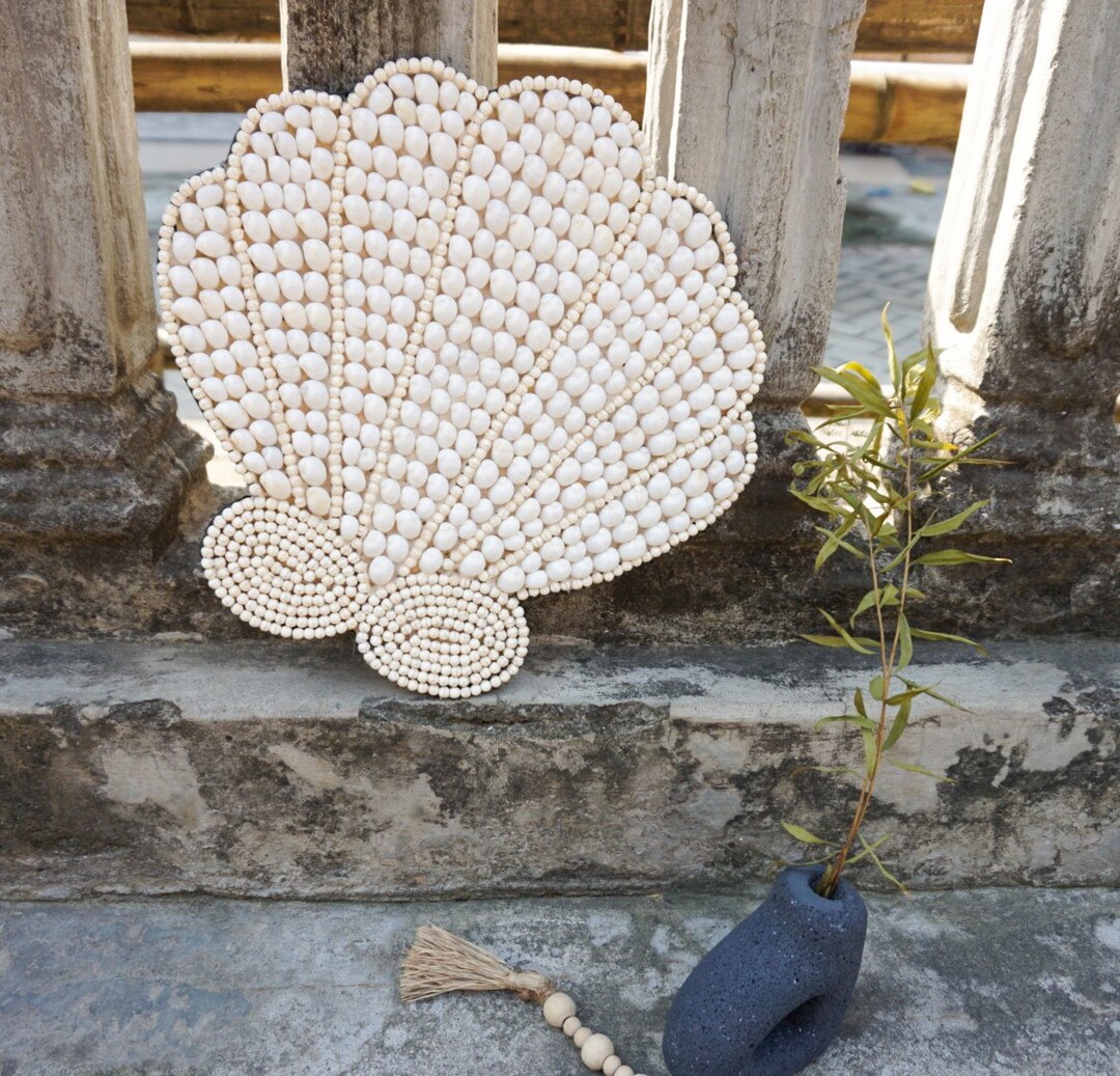 White Sea Shells Wall Hanging | Crown Shell Shape Wall Hanging ...